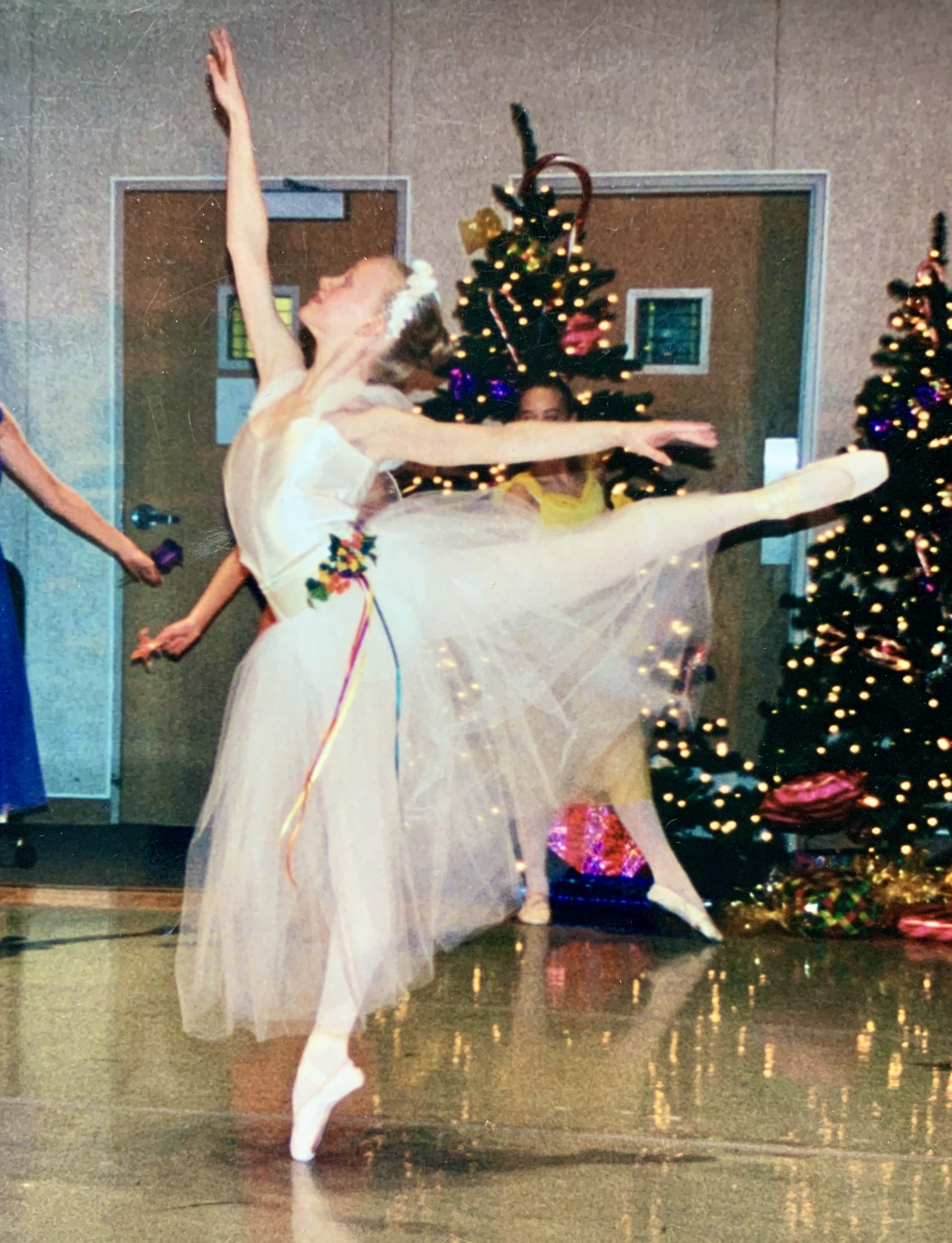 Alumni – June Taylor's School of Dance